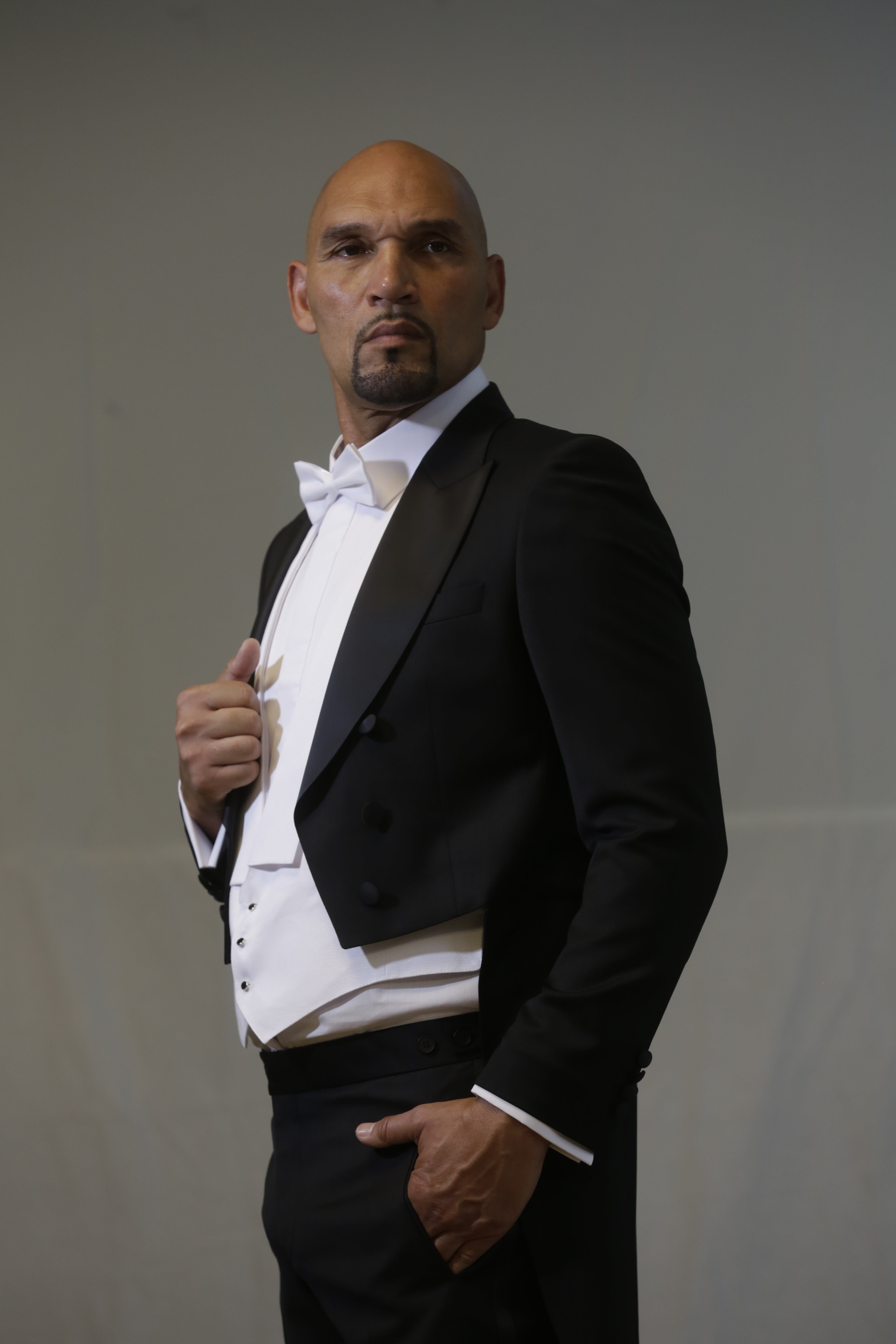 Klassischer schwarzer Frack – Erol Elegance